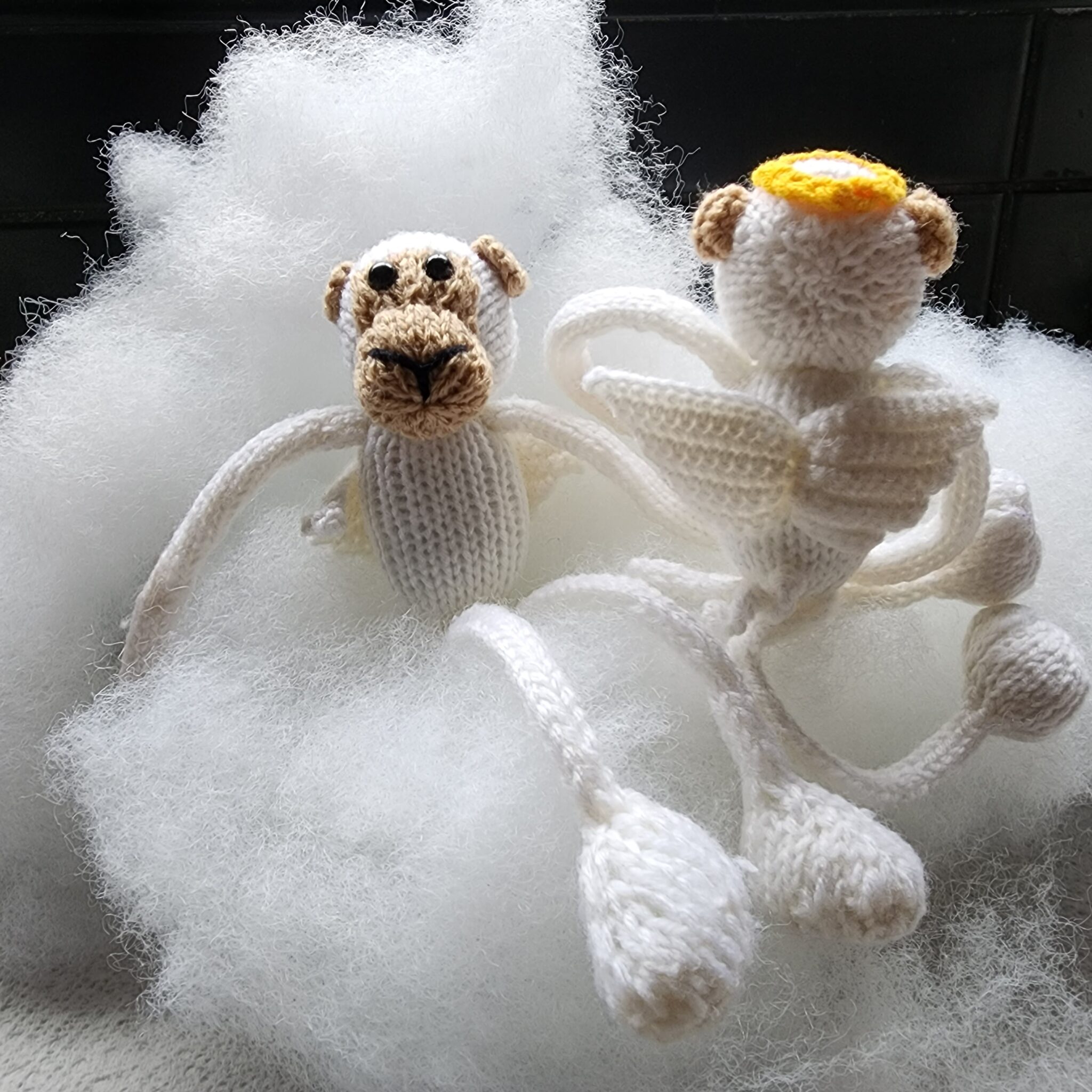 Angel monkey - Happily Made